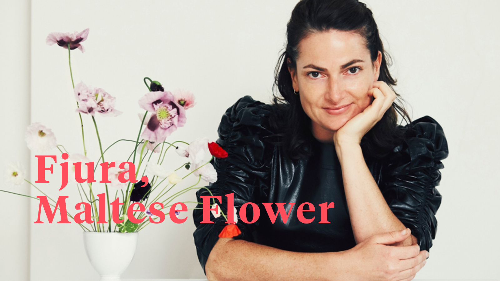 Simone Gooch Attracts Fashion Crowds